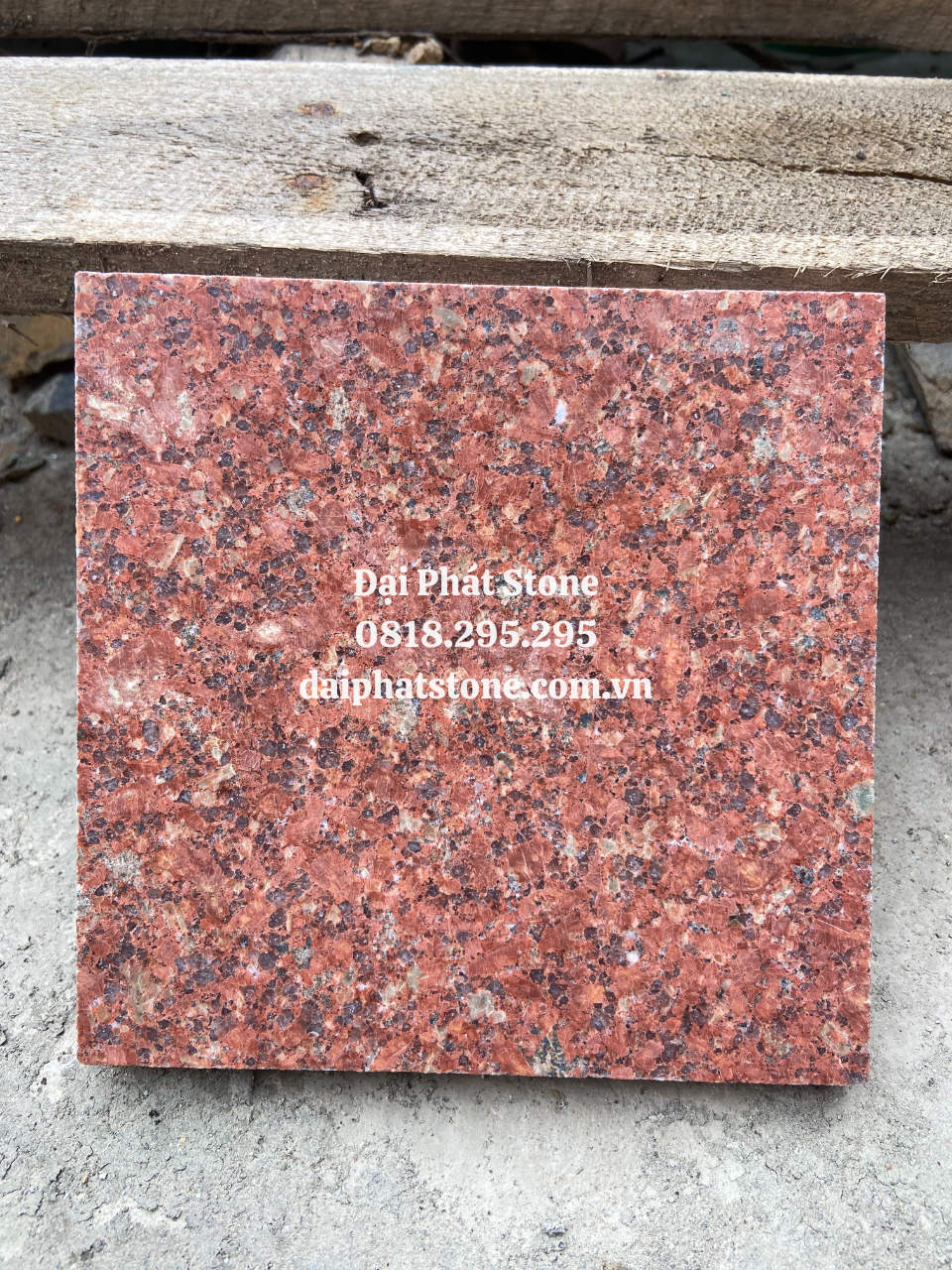 Đá đỏ ruby mài bóng - Đại Phát Stone